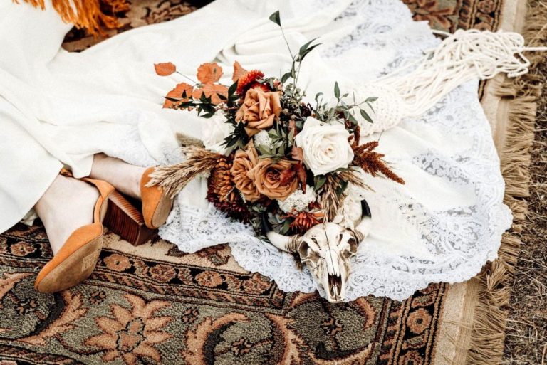 Earthy Tones Wedding on Trend - Paperlust