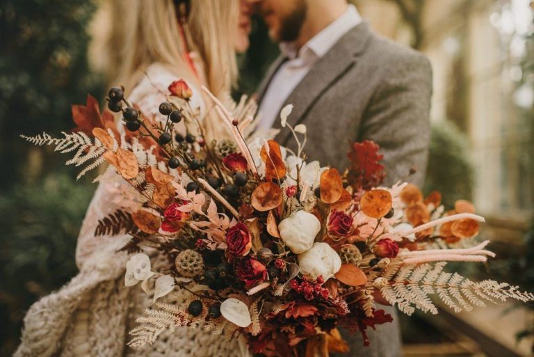 Earthy Tones Wedding on Trend - Paperlust