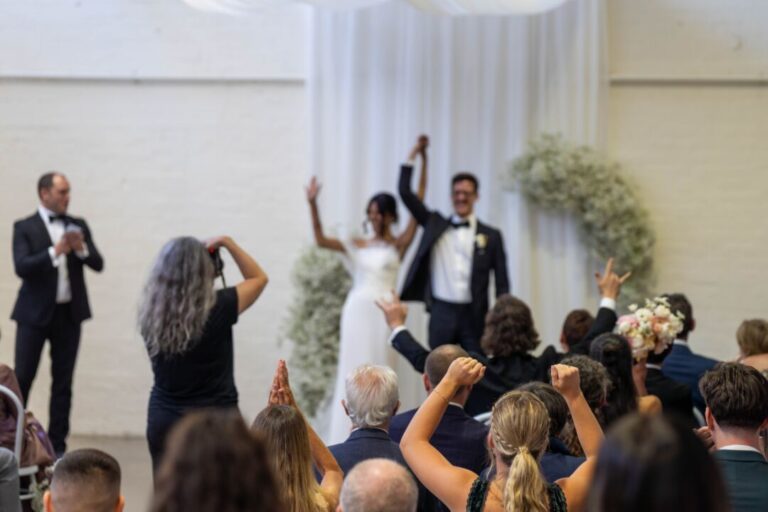 A Guide to Plan the Perfect Wedding Reception Timeline - Paperlust