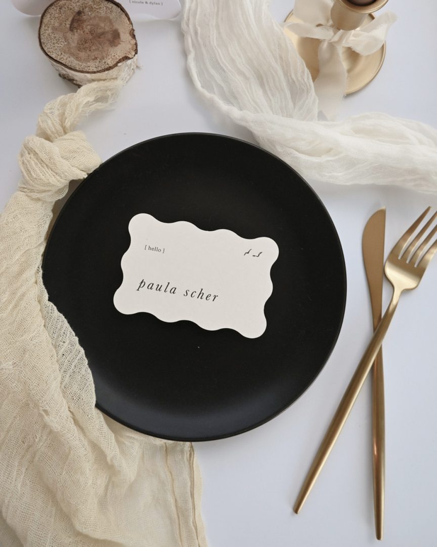 Escort Cards vs. Place Cards: What Is the Difference? - Paperlust