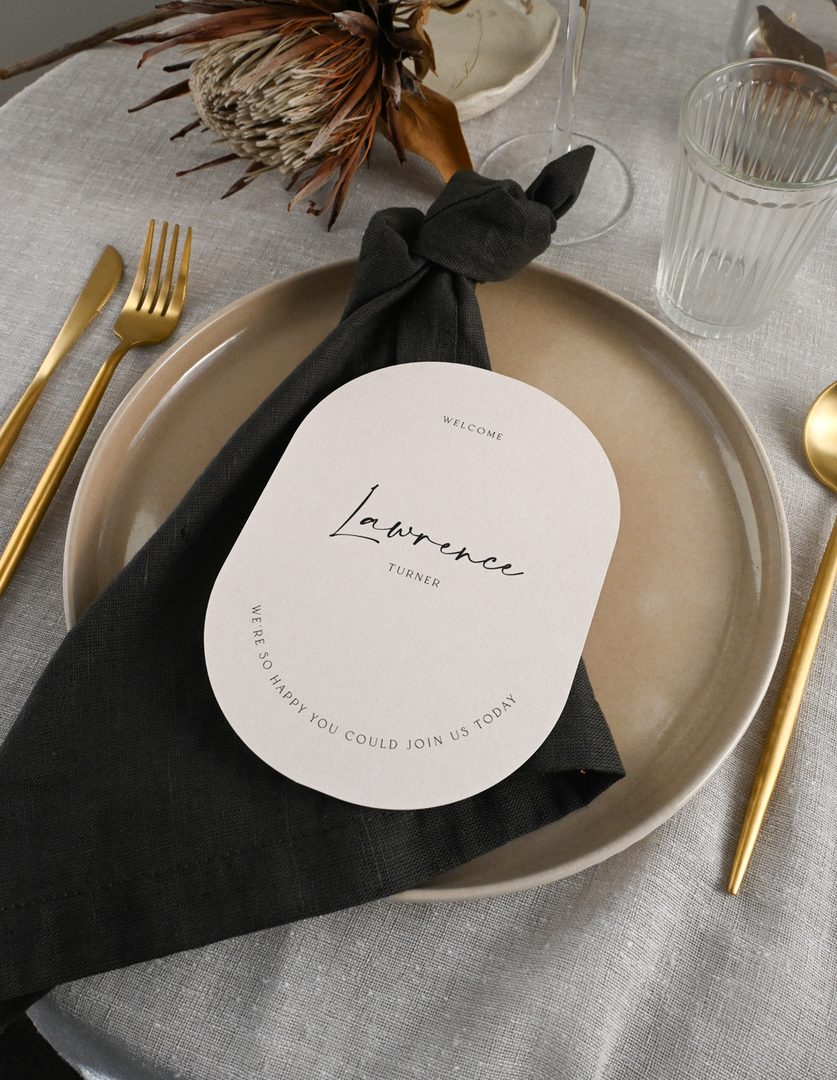 Escort Cards vs. Place Cards: What Is the Difference? - Paperlust